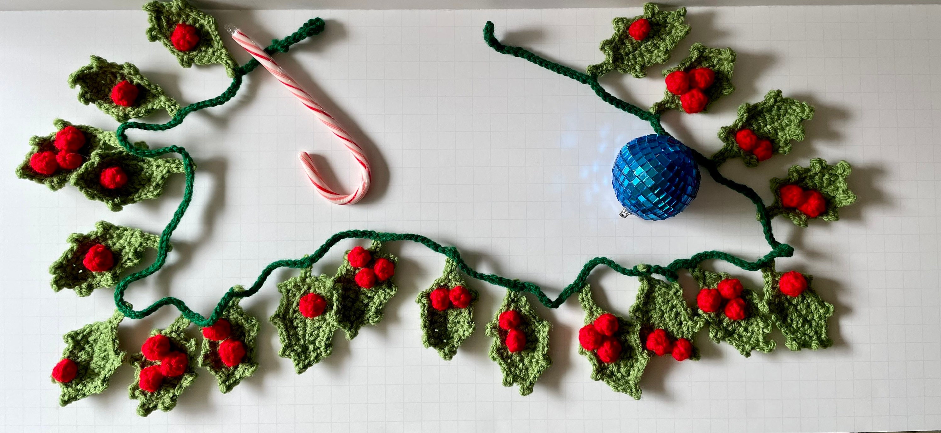Crocheted Holly Holiday Garland - Etsy