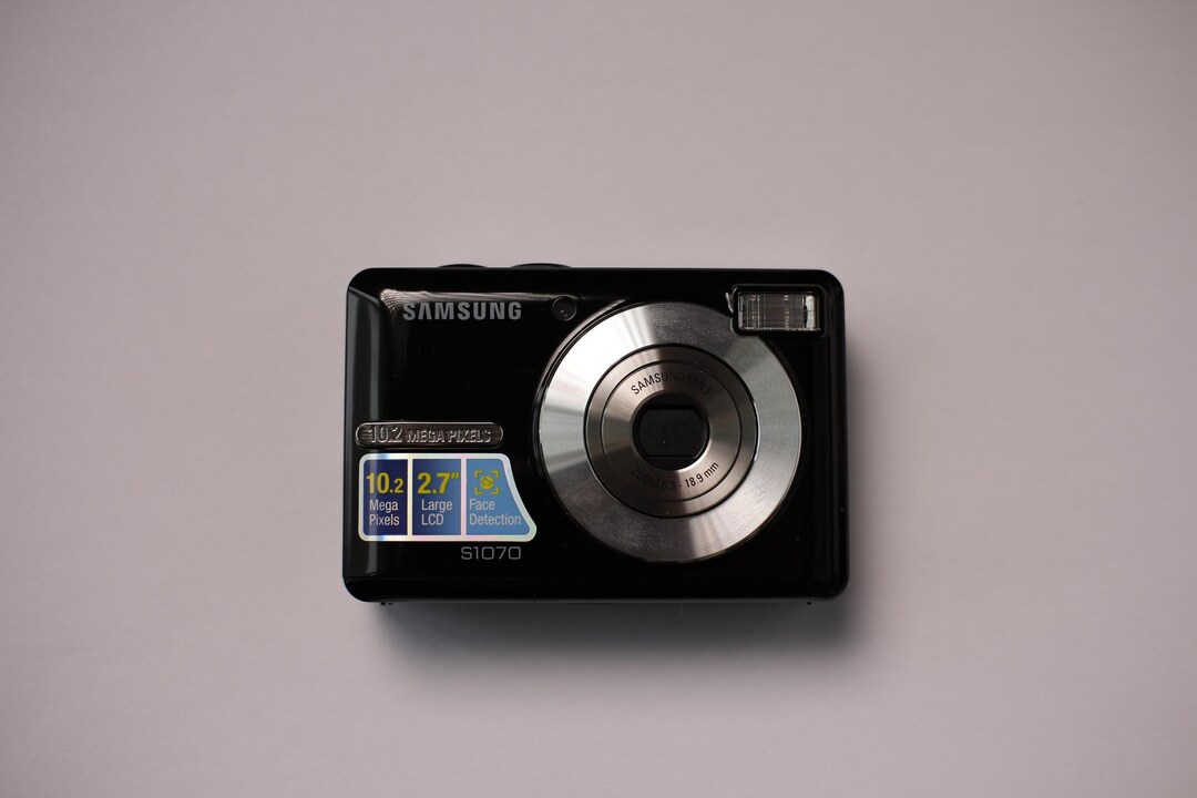 Samsung S1070 Digicam Compact Camera With 10 Megapixels From Y2K - Etsy