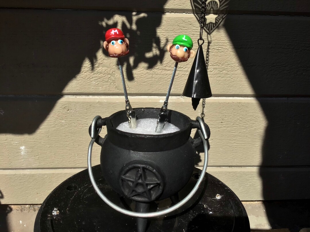 Nintendo Super Mario Type Charm or Credit Debit Grabber Poker Pokey ...