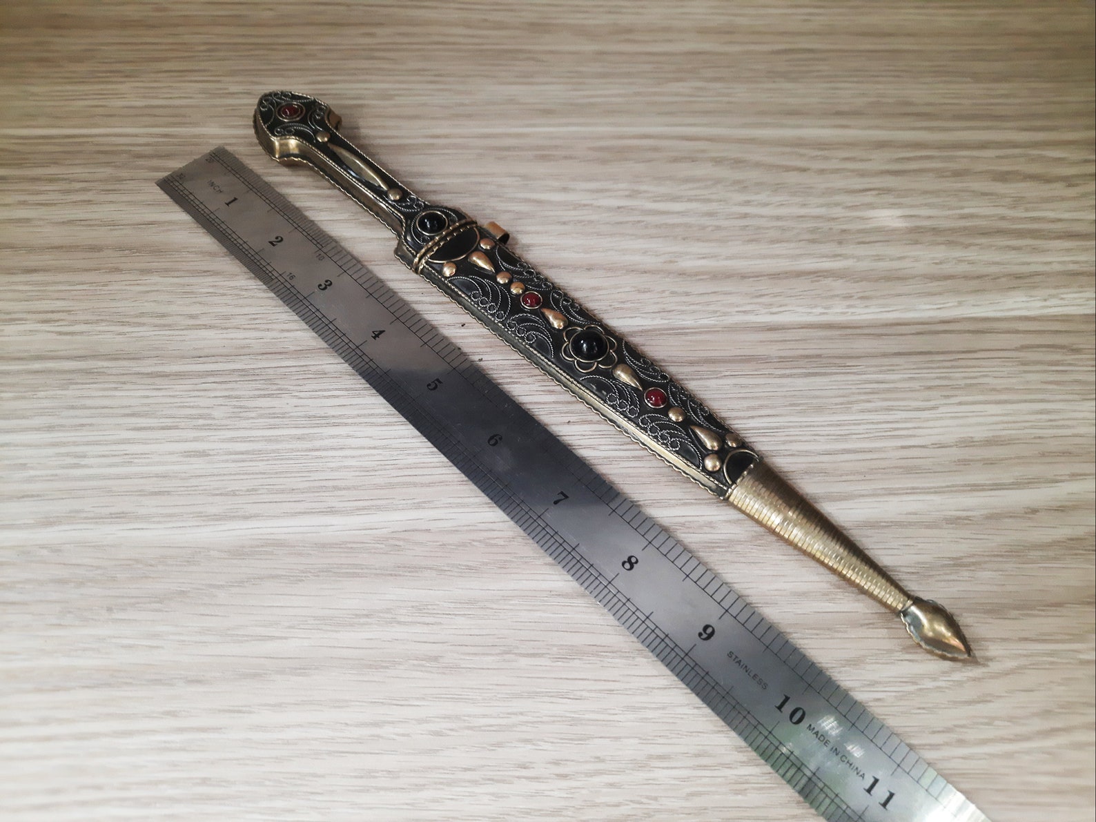 Daggers Fantasy for Womans With Ornate Medieval unshaven. - Etsy