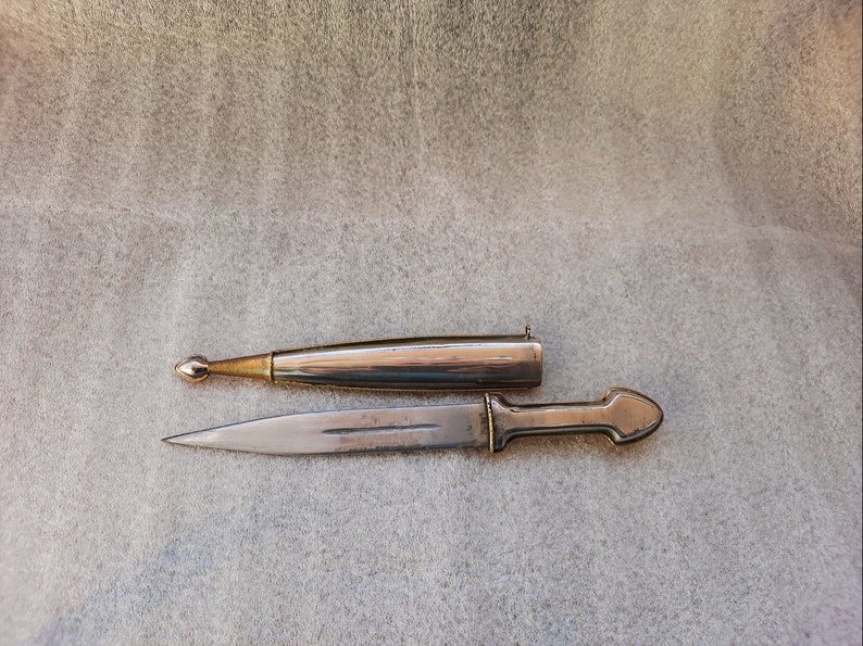 Beautiful Handmade Dagger With Golden Engraved Sheath Stalk. - Etsy