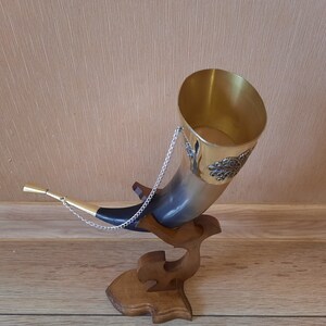 Engraved Viking Drinking Horn With Stand: Personalized Groomsman Gift ...