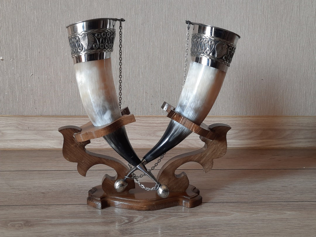 Viking Drinking Horns With Stand for Wedding. Personalized Mug ...