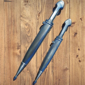 Personalized Handmade Daggers for Wedding, Engraved, With Ornamental ...