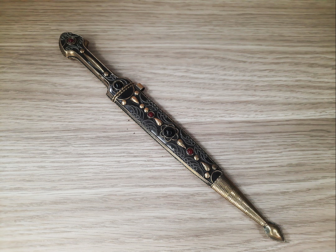 Daggers Fantasy for Womans With Ornate Medieval unshaven. - Etsy