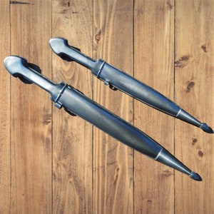 Personalized Handmade Daggers for Wedding, Engraved, With Ornamental ...