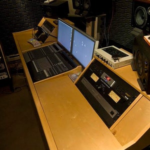 Custom Recording Studio Workstation Desk - Etsy