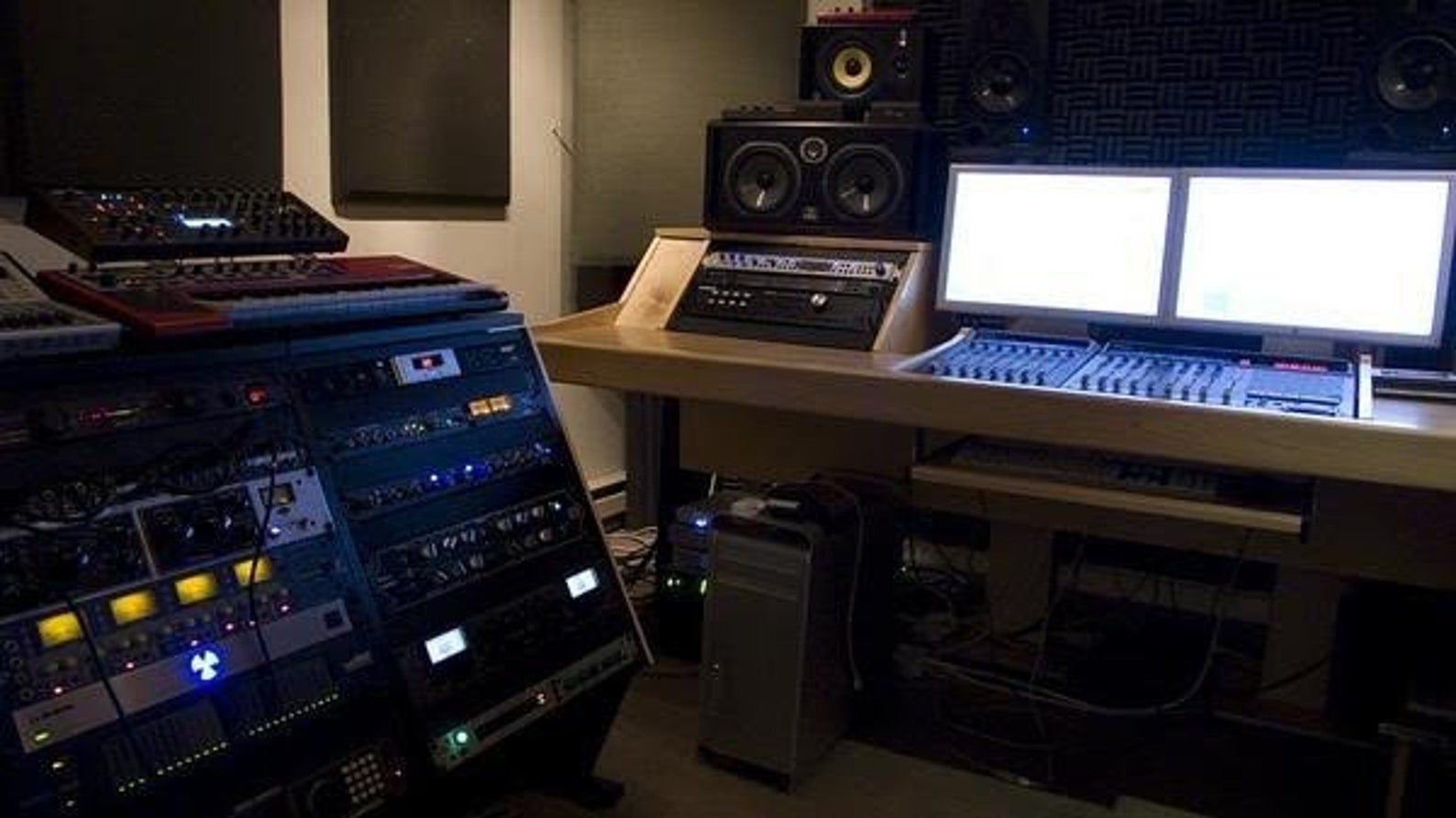 Custom Recording Studio Workstation Desk - Etsy