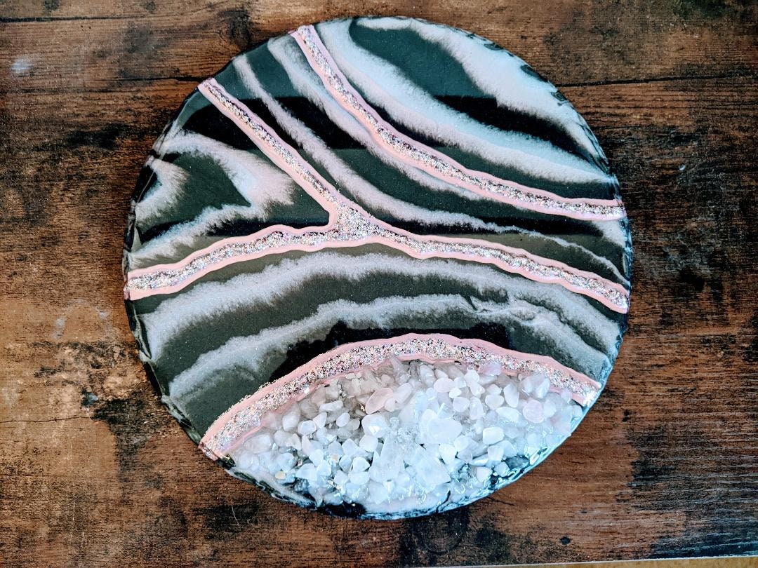 Geode Resin Art, Slate Geode Tray, Geode Platter, Geode Jewelry Tray, Slate Serving Tray, Slate ...