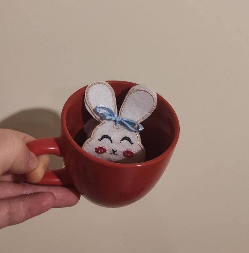 Bunny. Candy Box. Machine Embroidery Design 5 Sizes. 10 Formats - Etsy