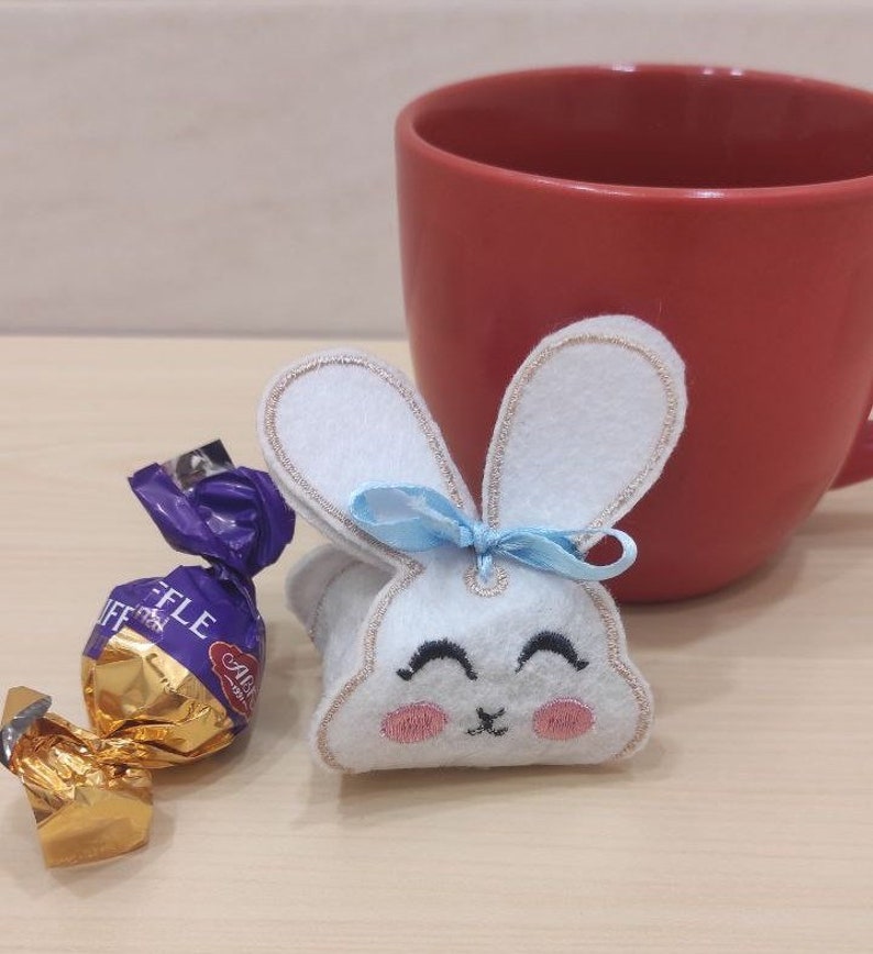 Bunny. Candy Box. Machine Embroidery Design 5 Sizes. 10 Formats - Etsy