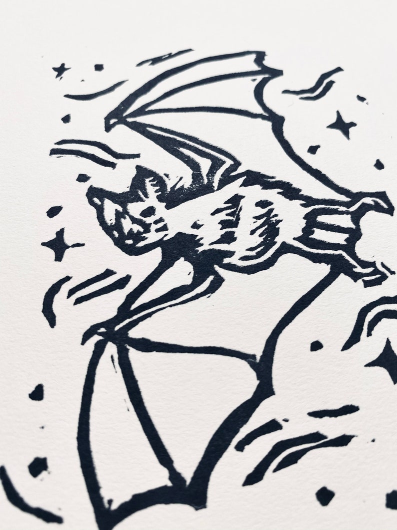 Bat Linocut Print: Halloween Home Decor (5x7) - Etsy