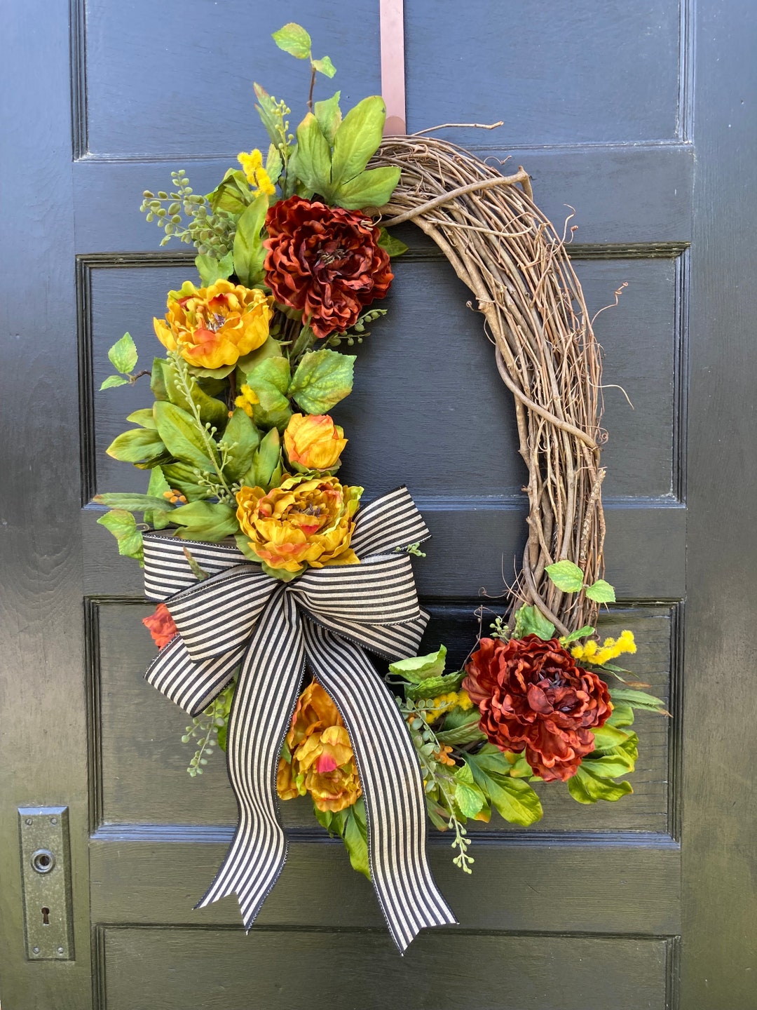Large Rustic Wreath for Front Door, Oval Grapevine Wreath Cream Neutral ...