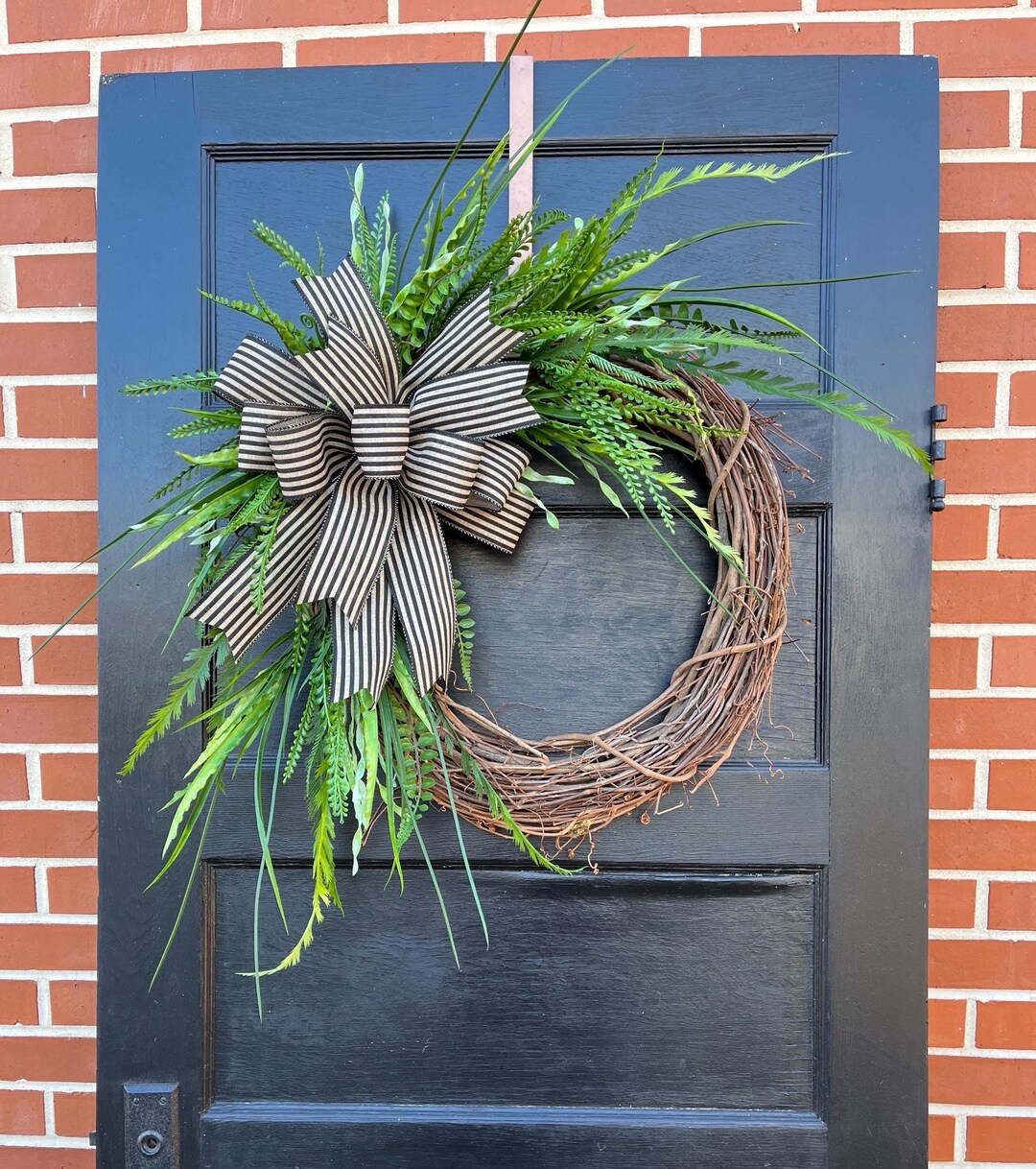 Year Round Greenery Wreath for Front Door, Simple Realistic Outdoor ...
