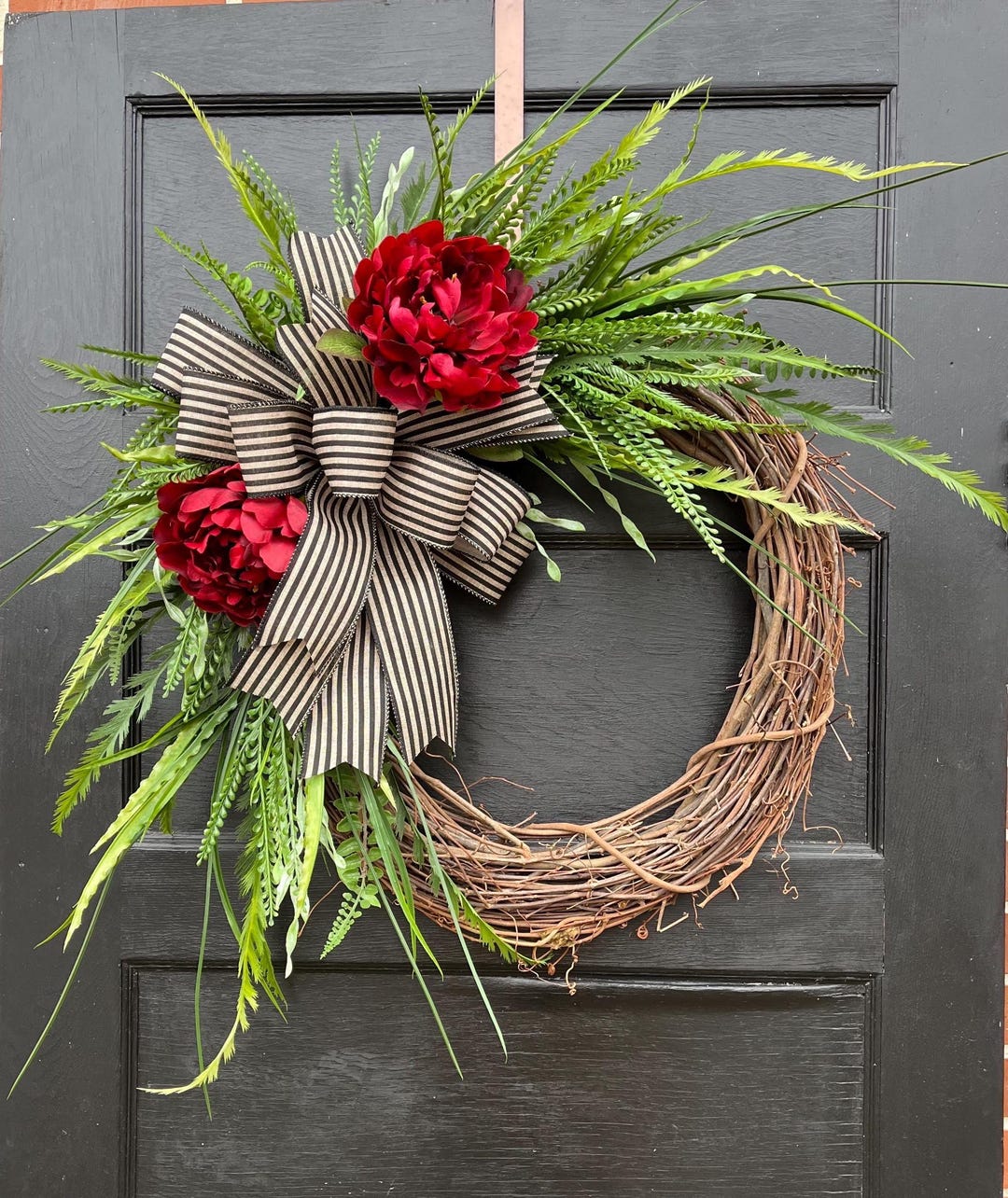 Large Rustic Wreath for Front Door, Oval Grapevine Wreath Red Flowers ...