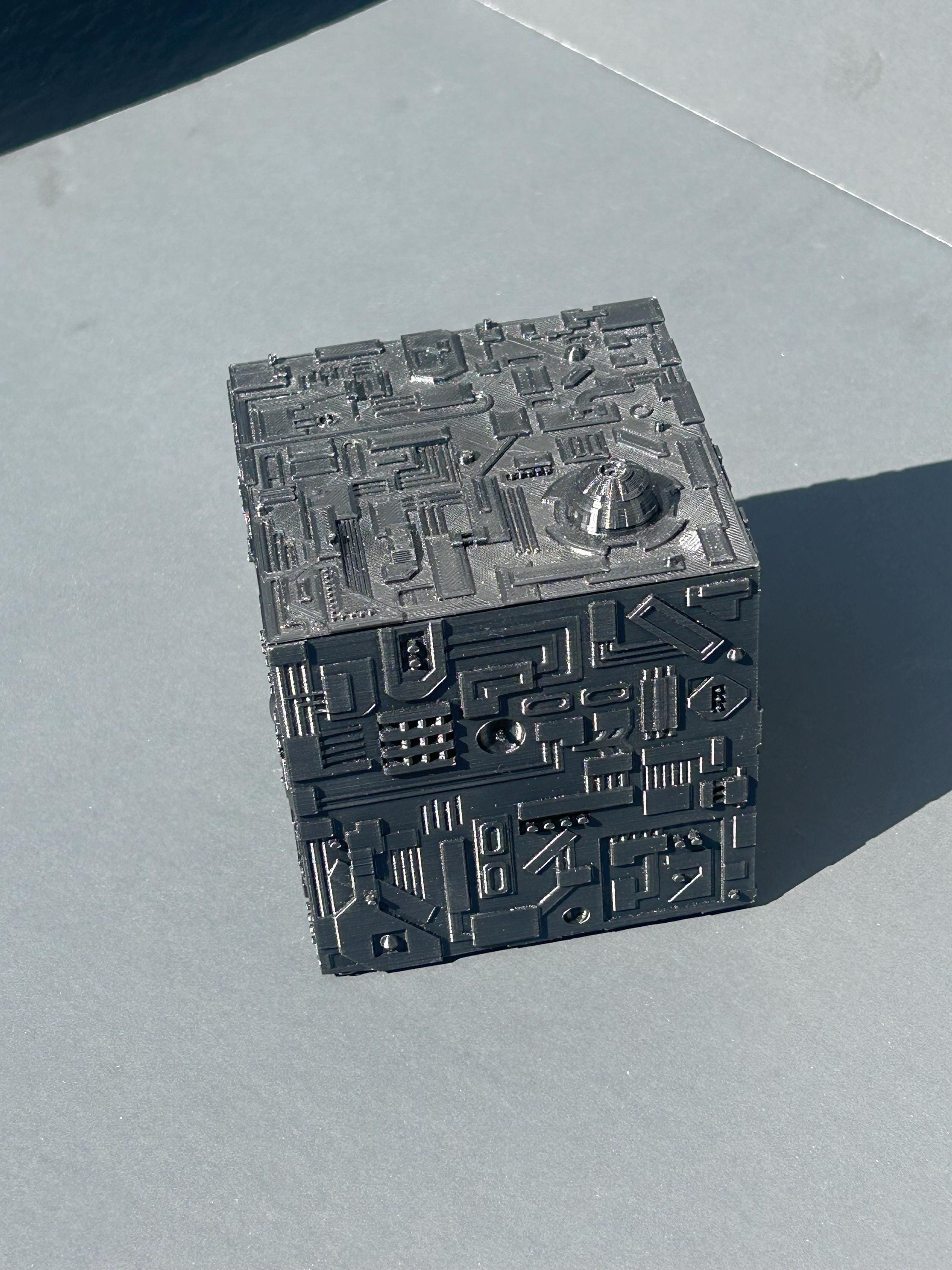 Magic the Gathering Commander Deckbox Star Trek TNG Borg Cube - Etsy