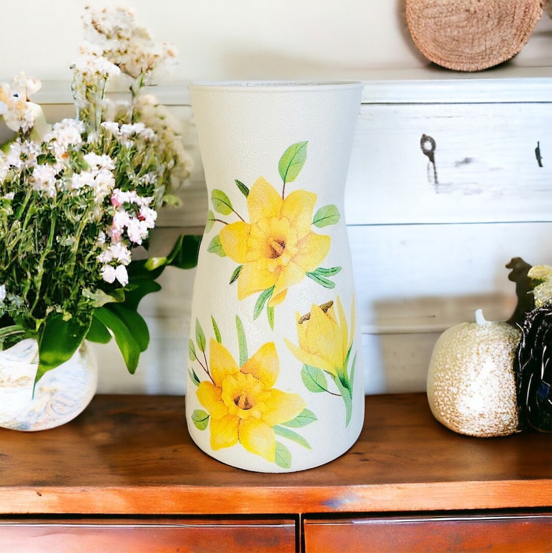 Pretty Daffodil Vase, Daffodil Flower Vase, Mothers Day Vase, Daffodil ...