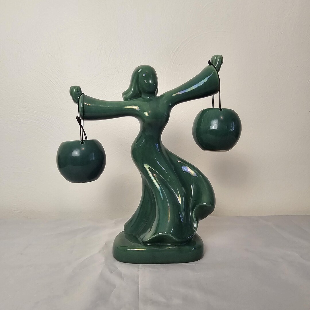 Gonder Pottery Ceramic Arts Line Forest Green Women Carrying Water ...