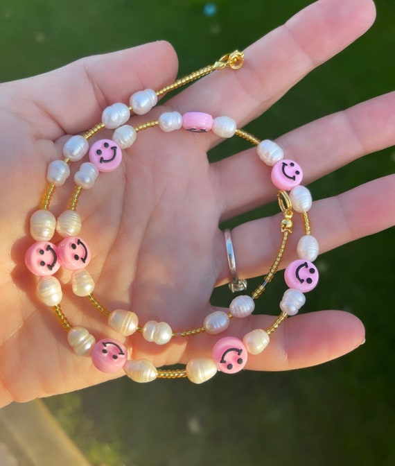 Smiling Face Necklace Smile Necklace Face Necklace Pink Necklace Pearl Necklace Freshwater Pearl Necklace Pink Smiley Face Necklace Etsy