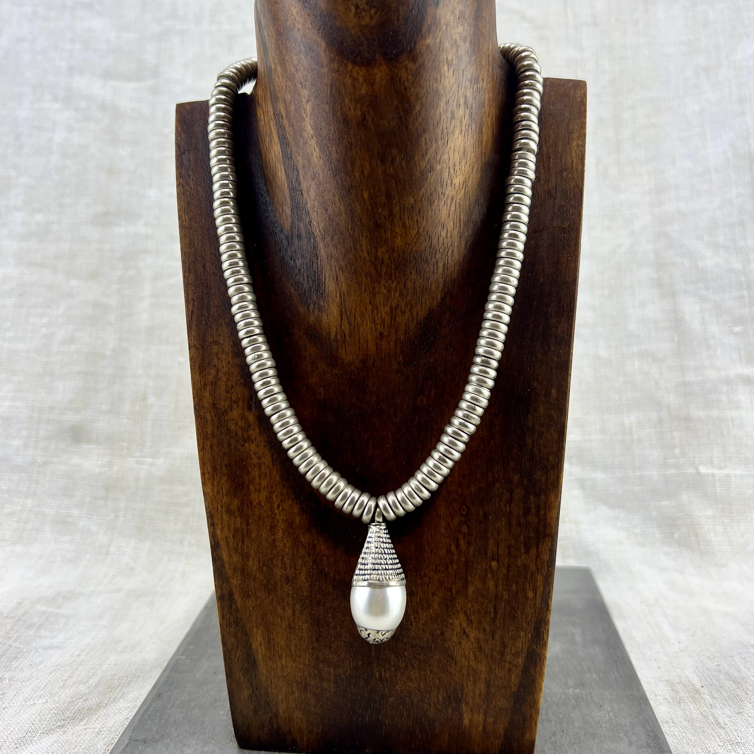 Edgy Pearl Necklace, Teardrop Pearl Necklace, Chunky Pearl Choker, June ...