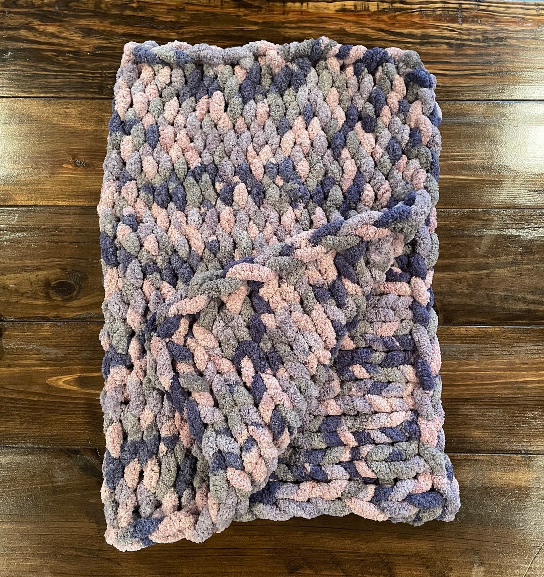 Chunky Hand Knitted Chenille Baby Blanket - Etsy España