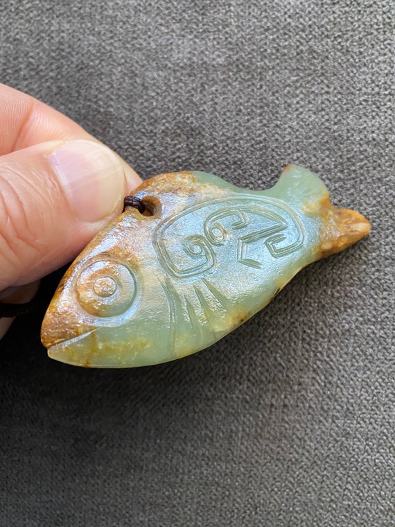 Ancient Chinese jade fish-shaped jade pendant - Gem