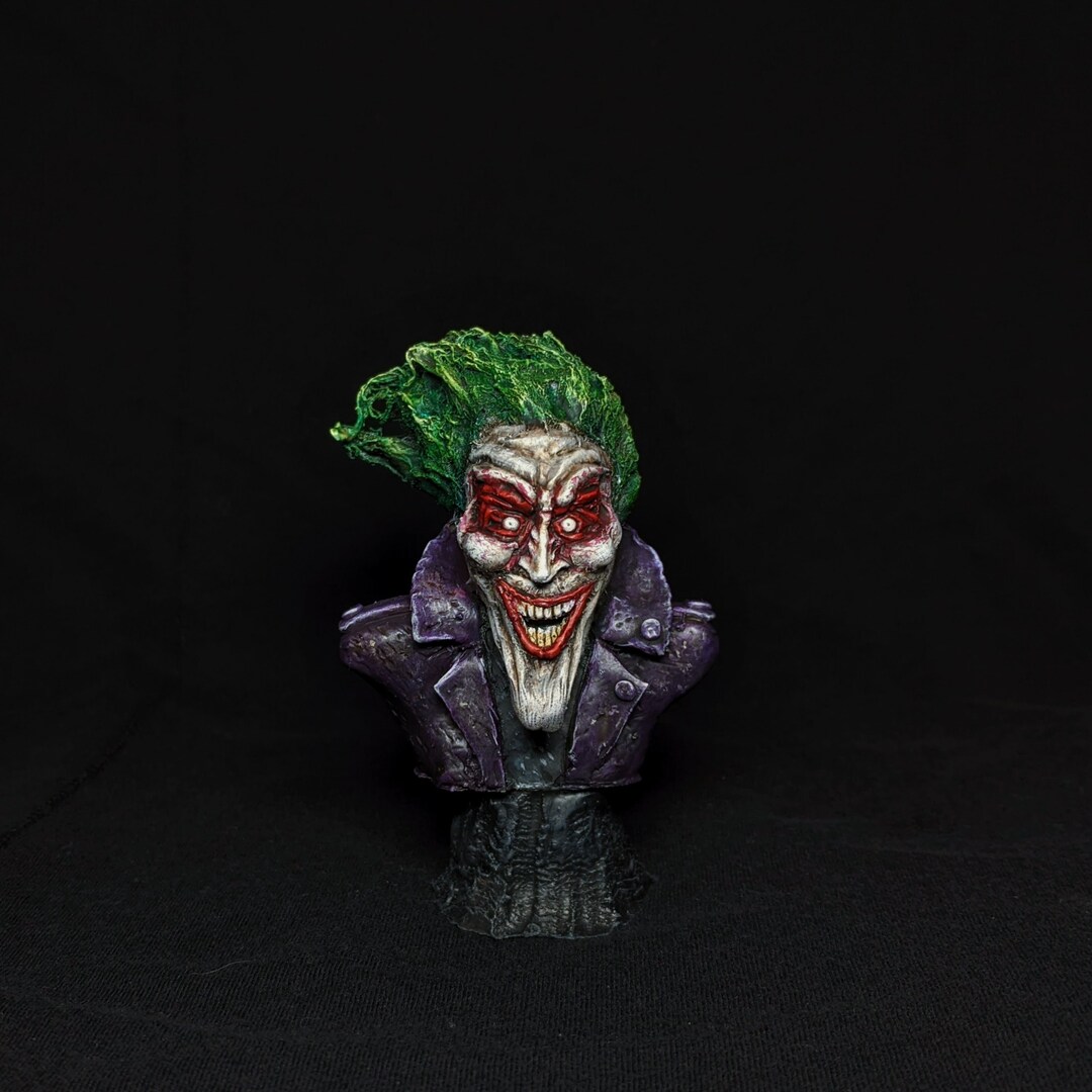 Joker: Figurine Sculpture handmade in Clay, Painted, 9cm Miniature - Etsy