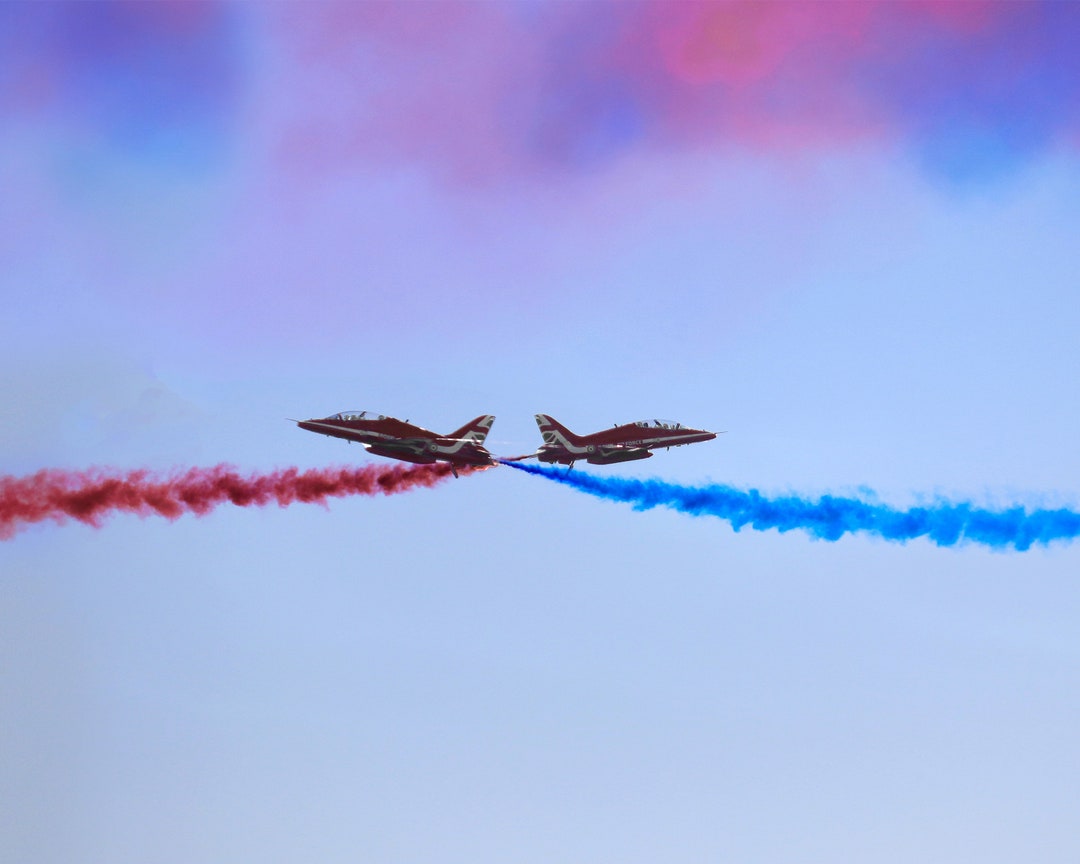 RAF Red Arrows With Colored Smoke, 8x10" Print - Etsy
