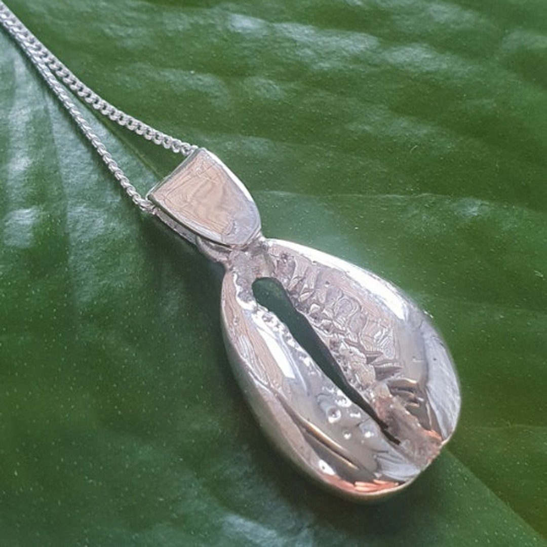 Sterling Silver Cowrie Shell Pendant Necklace - Etsy