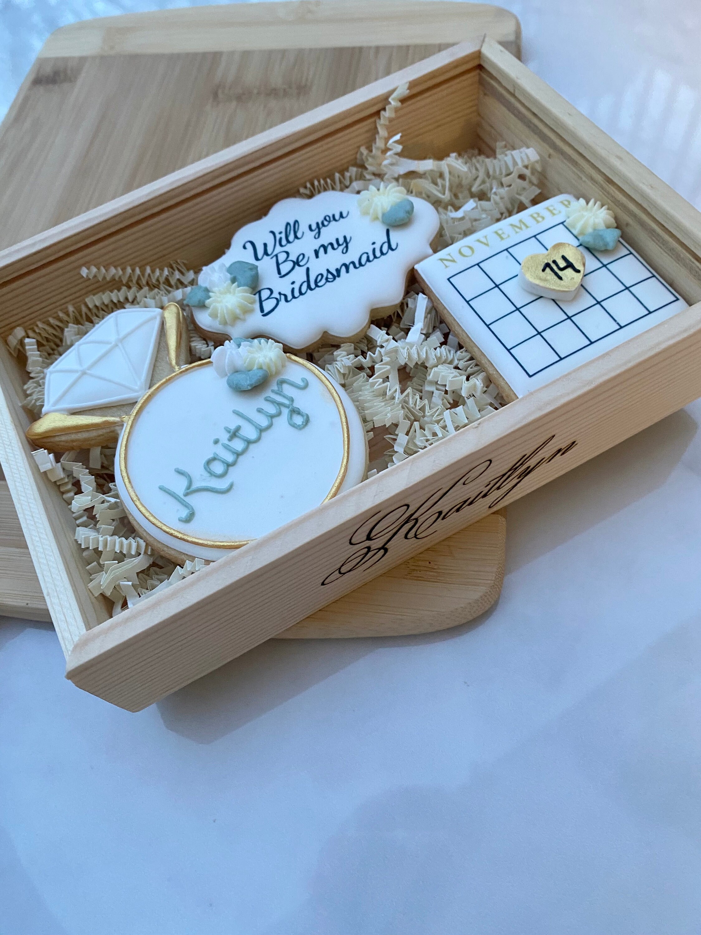 Bridesmaids Proposal Cookies in Custom Engraved Wooden - Etsy