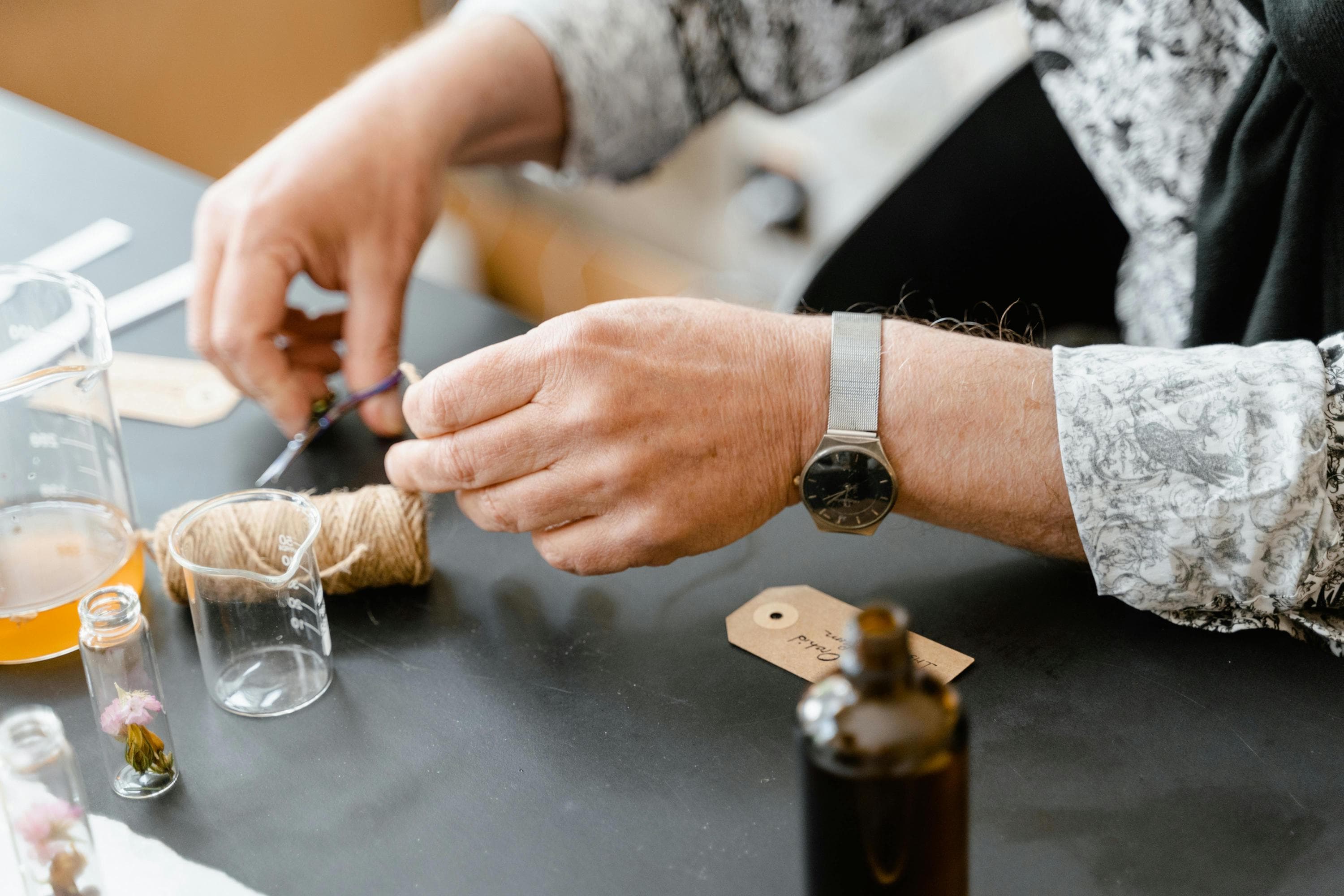 DIY Perfume-making Guide With Recipes | Create Custom Fragrances at ...