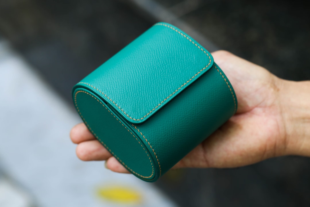 Bespoke Luxury Green Epsom Leather Watch Roll for 1 Watch, 2 Watches, 3 ...