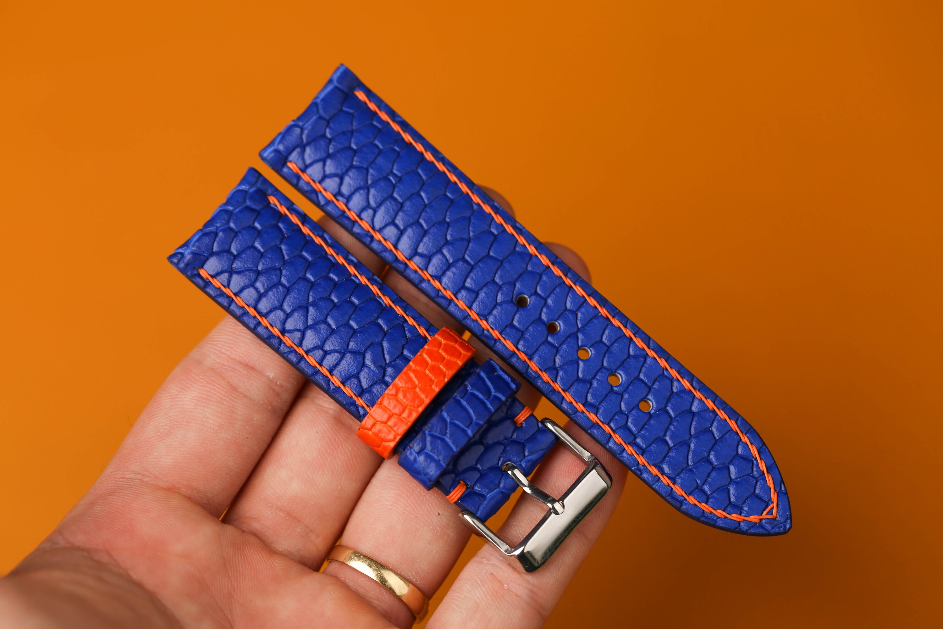 Bespoke Navy Beaver Tail Watch Strap, Custom Curved End Watch Strap for ...