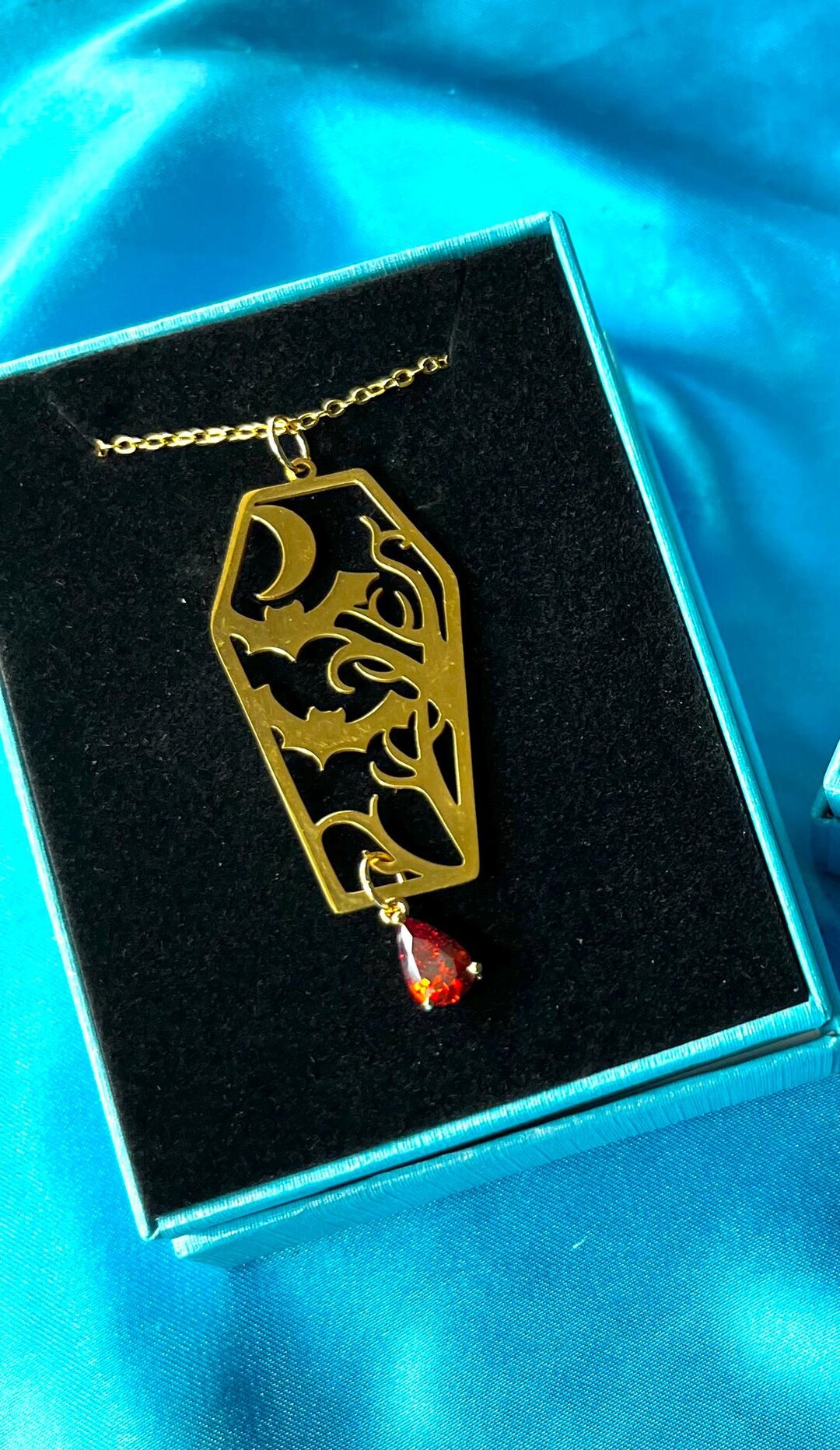 Gold Vampire’s Coffin Set | Vampire Necklace | Coffin Necklace ...