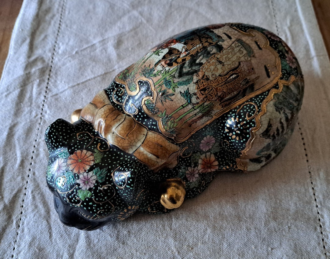 Vintage Japanese Royal Satsuma Moriage Porcelain Sleeping Cat Figurine ...