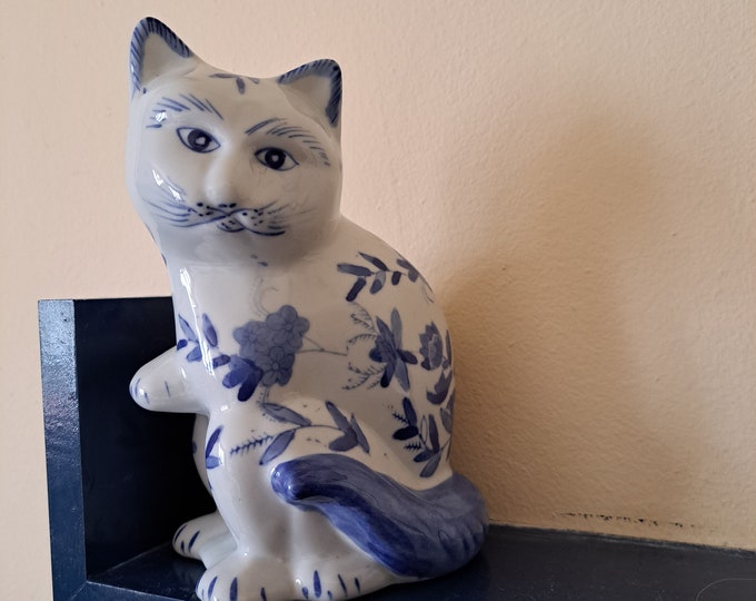 Vintage Delft Blue and White Cat - Etsy