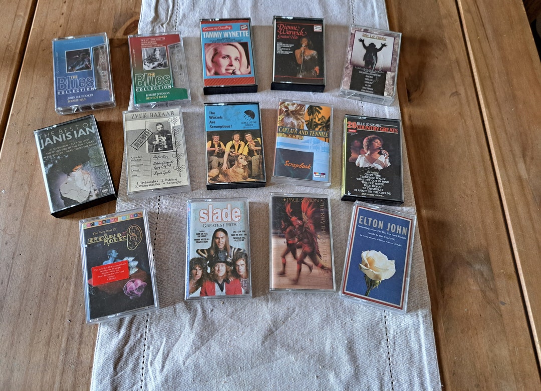 Variety of Cassette Tapes Slade Tammy Wynette Robert Johnson Paul Simon ...