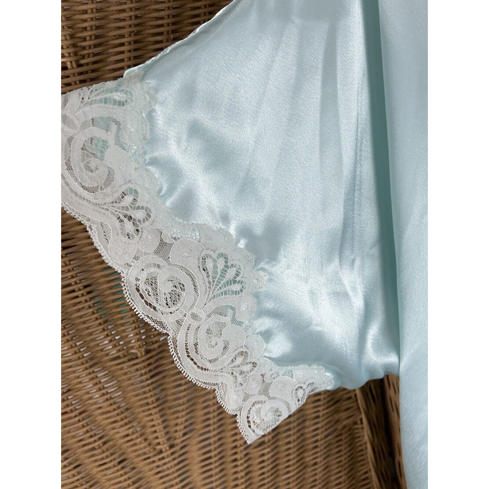 Laura Adams Vintage Lingerie Nighty and Robe Medium Lace - Etsy