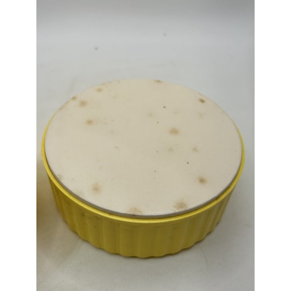 Vintage Pond’s Dream flower Dusting Powder Yellow - Gem