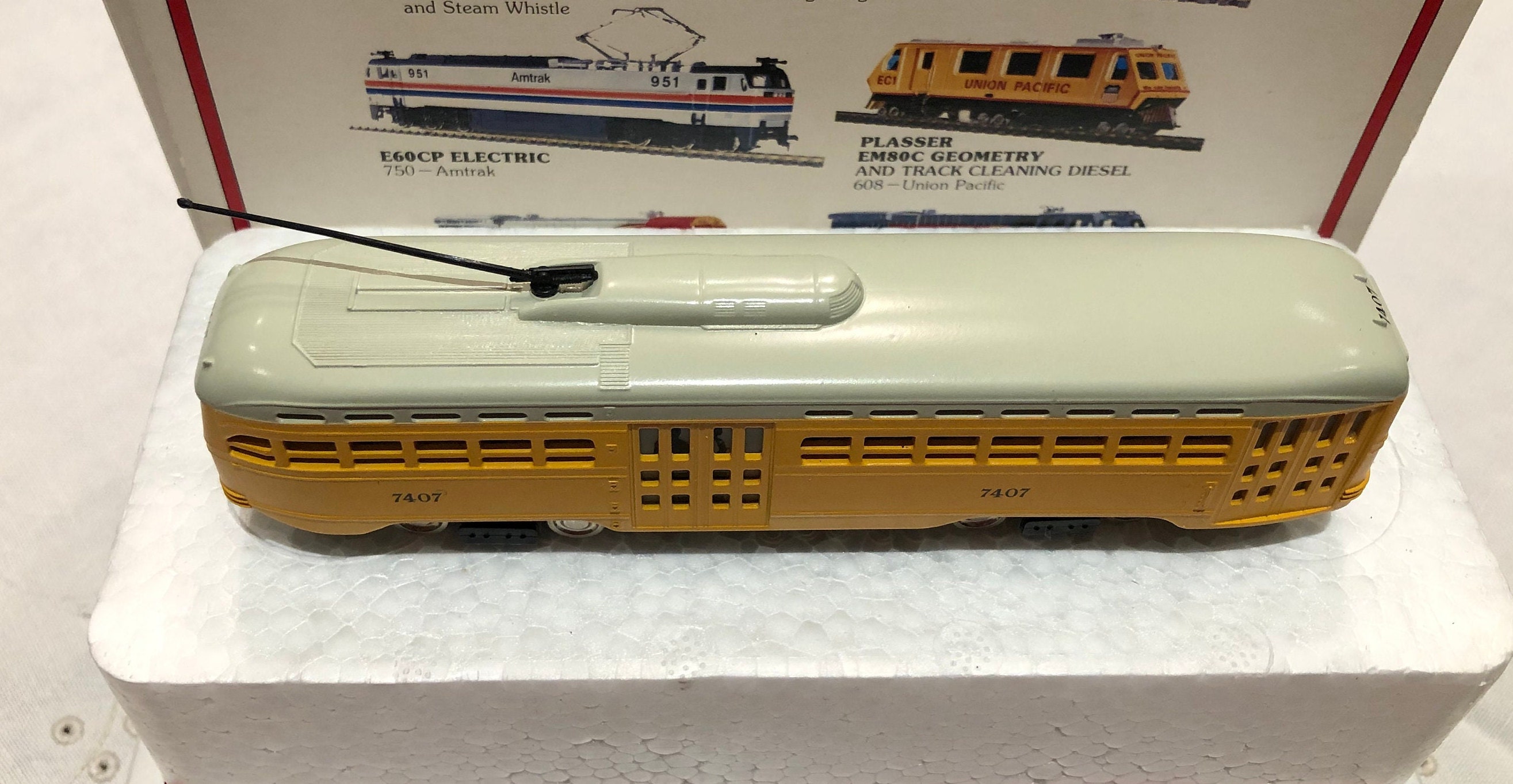 HO Gauge Bachmann Streamline PCC Trolley 7407 2000s - Etsy