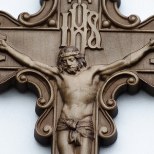Crucifix Wood Carving丨wooden Christian Wall Crucifix丨highly Detailed 3D ...