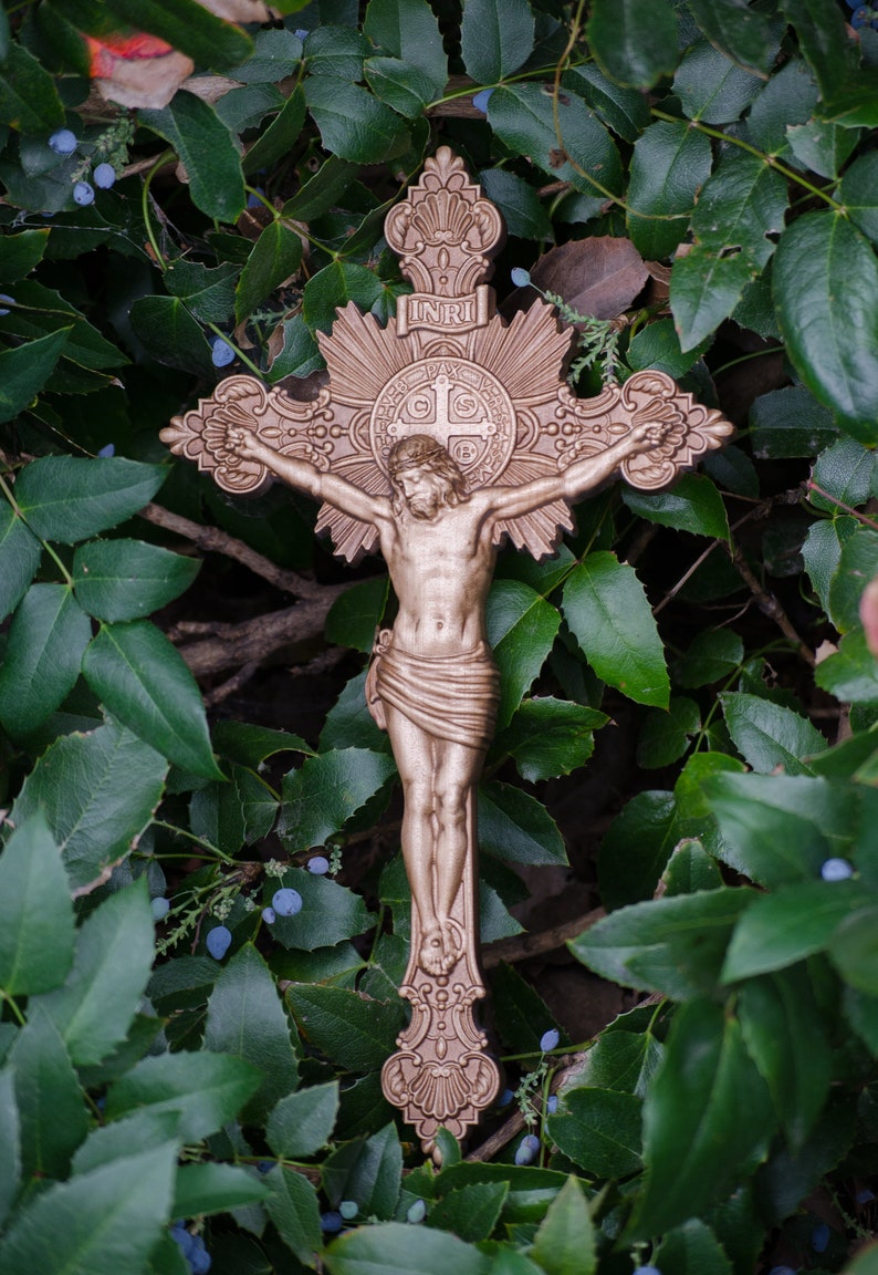 Crucifix Wood Carving丨wooden Christian Wall Crucifix丨highly Detailed 3D ...