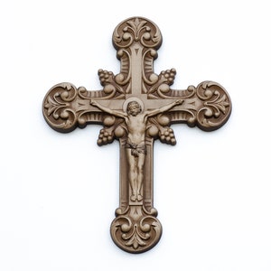 Crucifix Wood Carving丨wooden Christian Wall Crucifix丨highly Detailed 3D ...