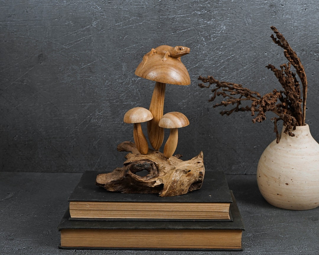 Gecko and Mushroom Statue 7", Fungi Art, Mushroom Figurine, Mushroom ...