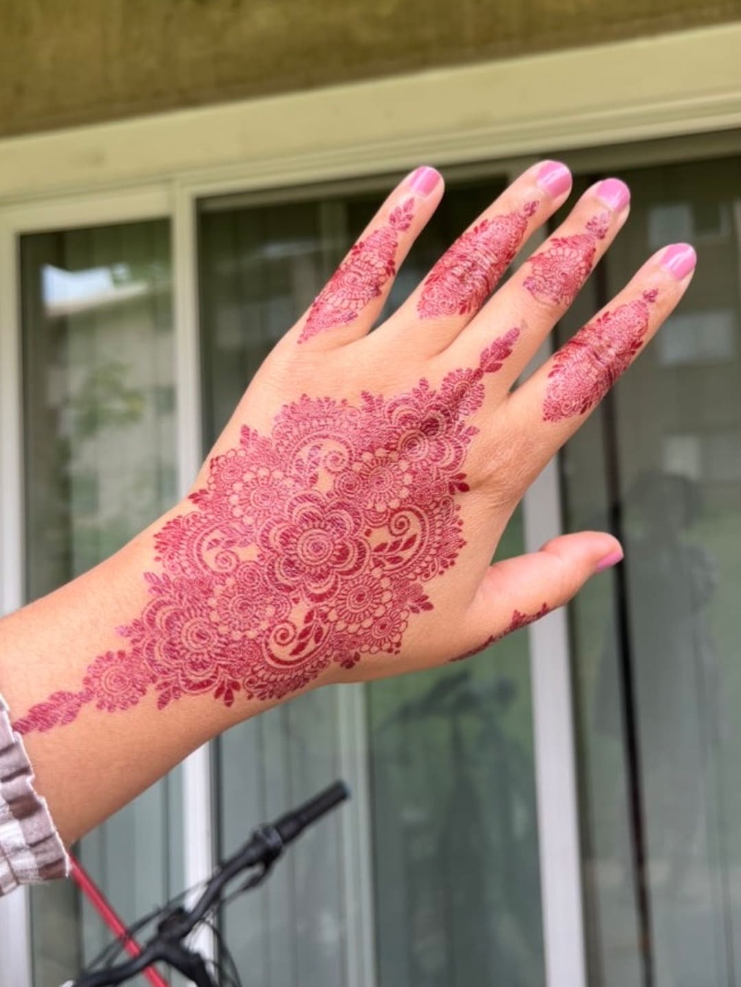 Instant Henna Tattoo Sticker Waterproof Red Fake Mehendi Sticker ...