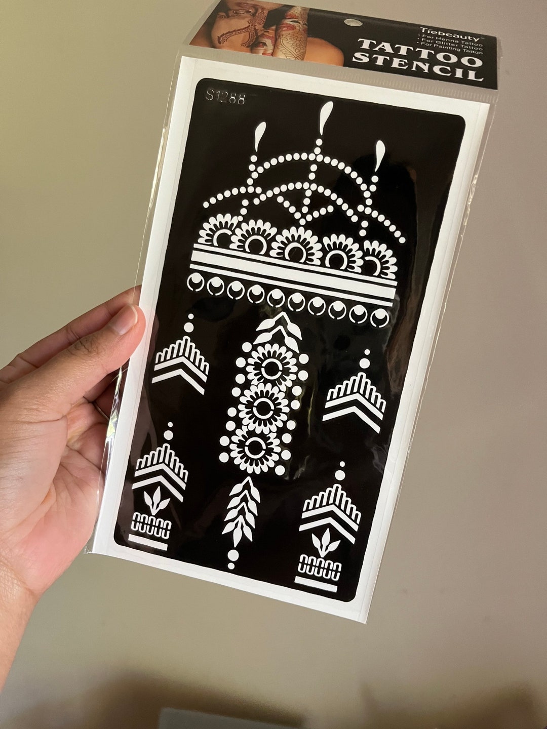 Henna Stencil . Easy Mehendi Design. Single Hand Traditional Mehndi ...