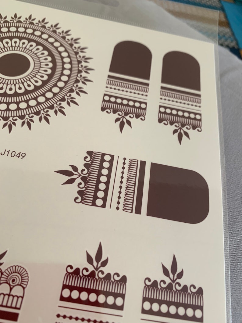 Instant Henna Tattoo Sticker Waterproof Red Fake Mehendi Sticker ...