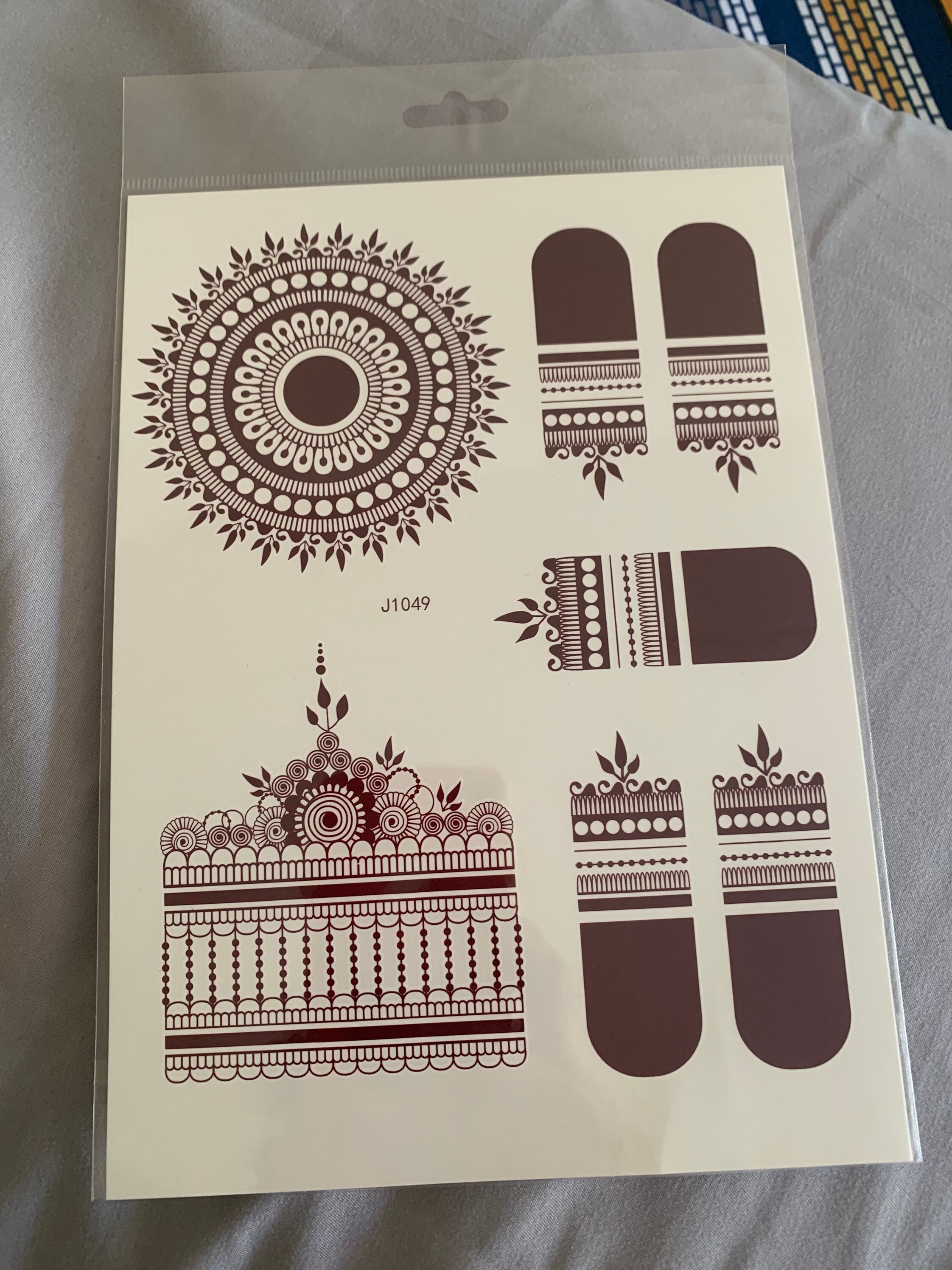 Instant Henna Tattoo Sticker Waterproof Red Fake Mehendi Sticker ...