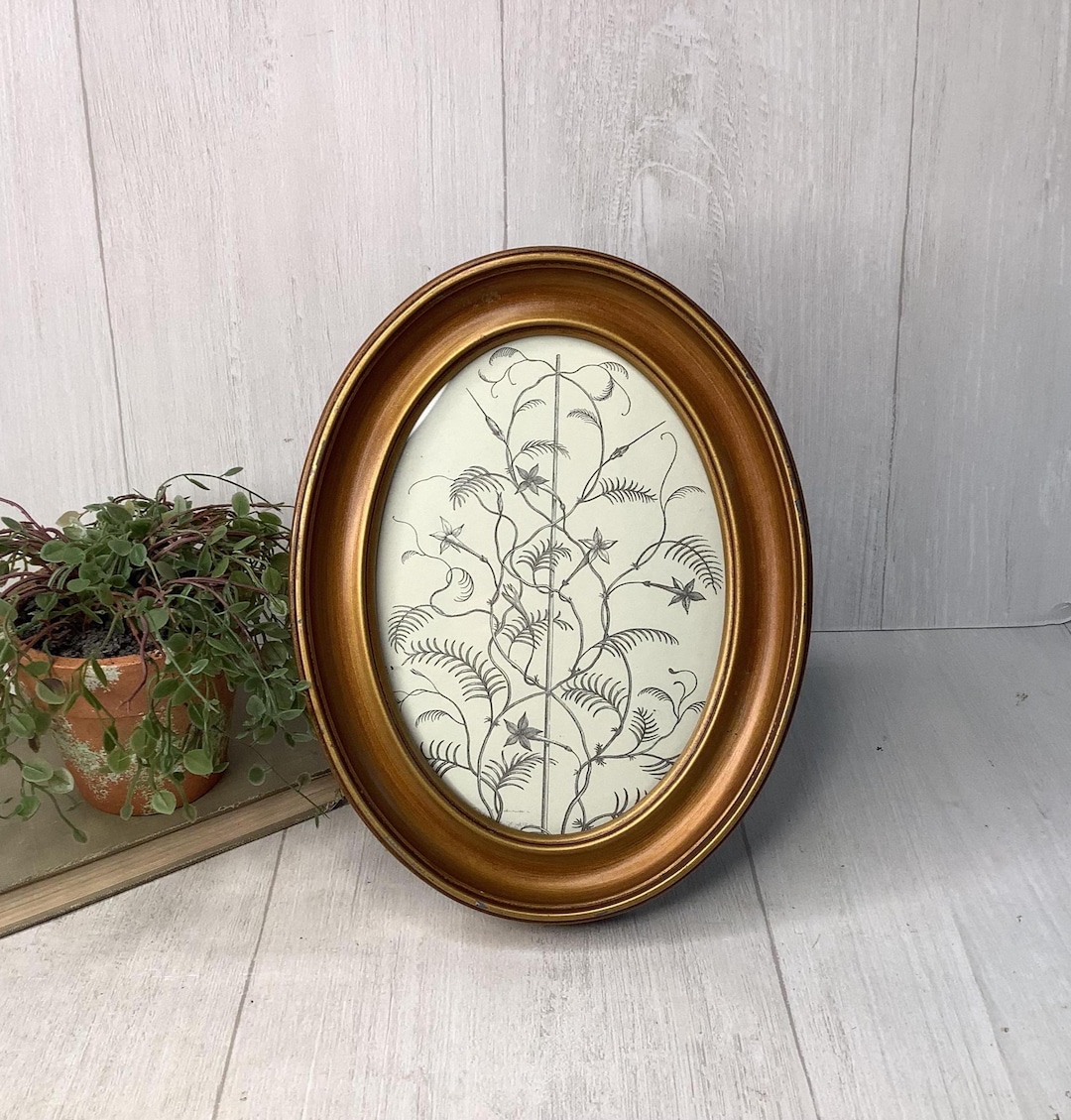 Vintage Faux Wood Plastic Oval Picture Frame/ Gold Oval Photo Frame ...
