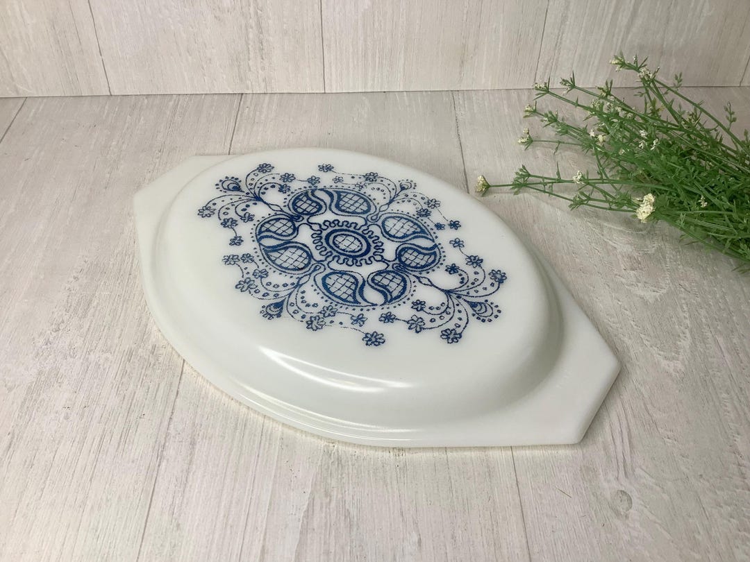 Vintage Pyrex Replacement Lid/ Blue Doily Promotional Oval Casserole ...